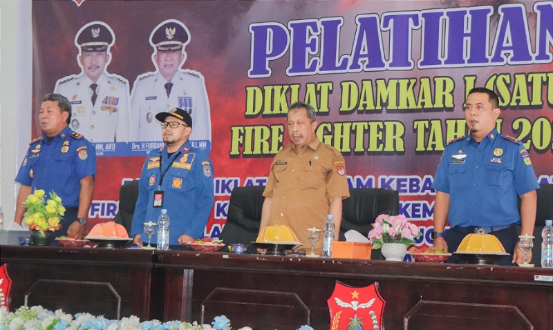 Damkar Banggai Diklat Penangulangan Kebakaran - Celebes News Agency